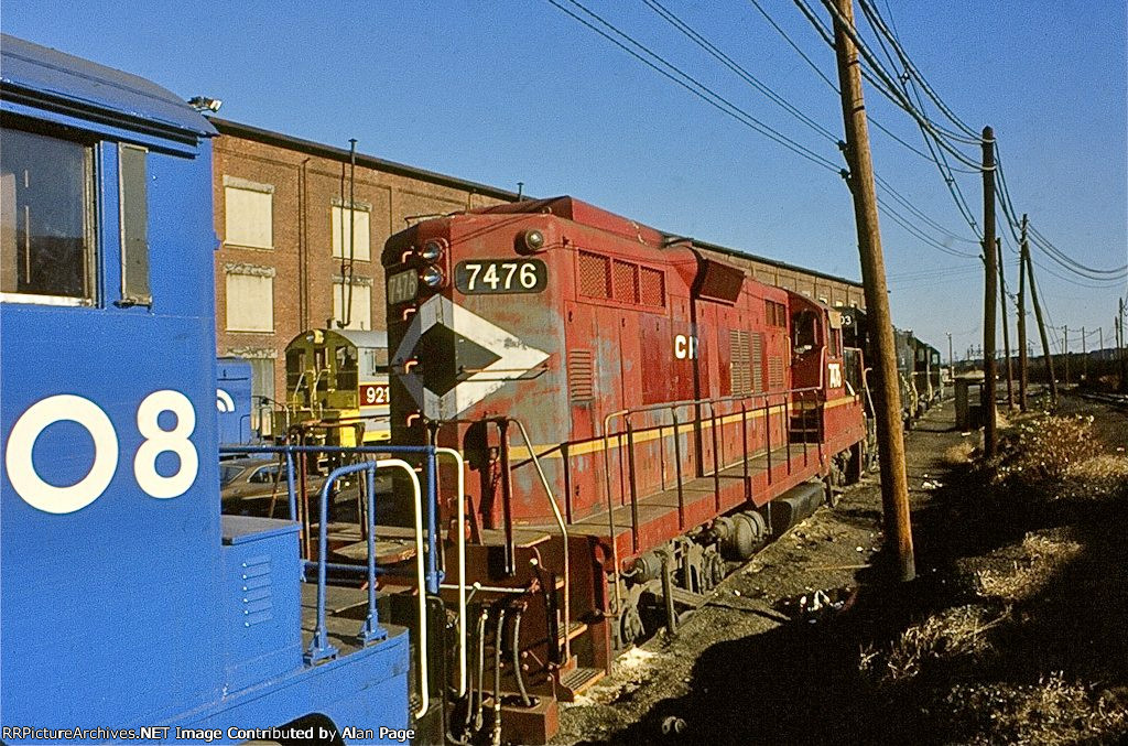 CR GP9 7476 (ex-LV 300)